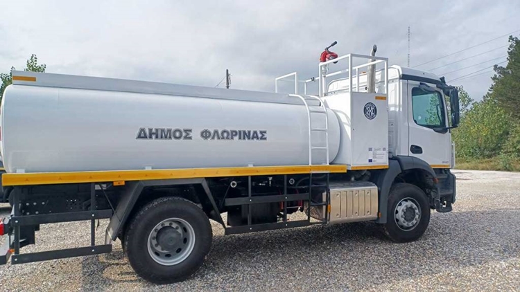 Ενισχύθηκε ο μηχανολογικός εξοπλισμός του Δήμου Φλώρινας με την ...